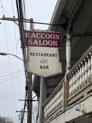 RACCOON SALOON - Updated July 2024 - 51 Photos & 125 Reviews - 1330 Rt ...