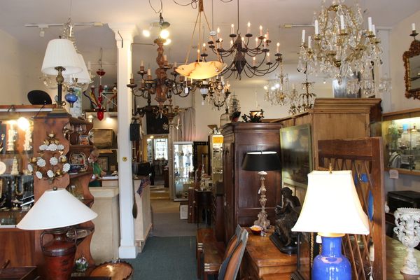 CAMBRIDGE ANTIQUES CENTER - Updated December 2025 - 11 Photos - 30 W ...
