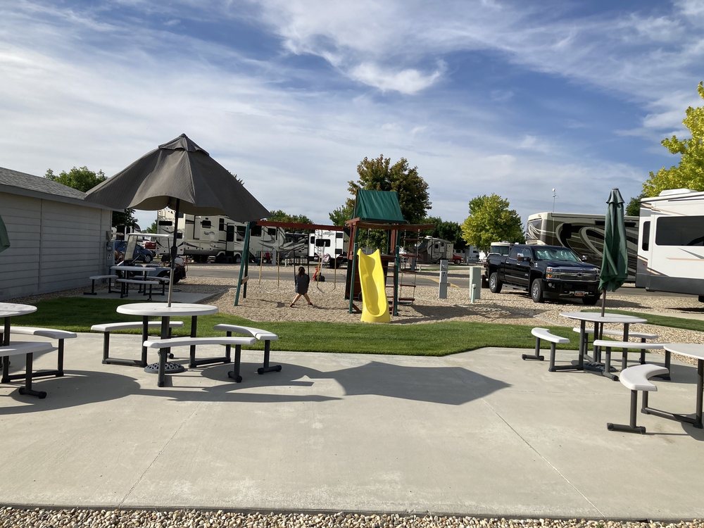 AMBASSADOR RV RESORT - Updated September 2025 - 31 Photos & 44 Reviews ...