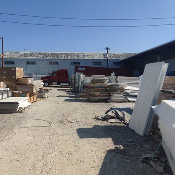 BUILDERS SURPLUS - Updated October 2025 - 60 Photos & 58 Reviews - 2610 ...