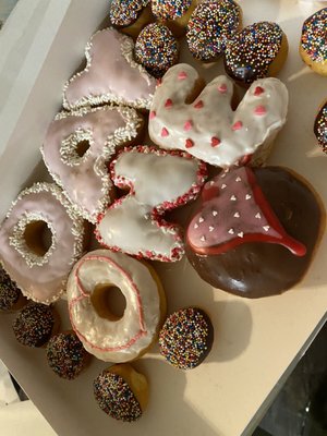 GRACE DONUT - Updated February 2025 - 47 Photos & 17 Reviews - 3313 W ...