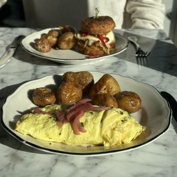 BEN PARIS - Updated December 2025 - 1674 Photos & 714 Reviews - 130 ...