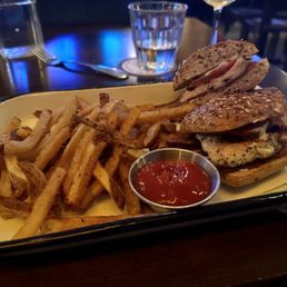 THE NAKED PIG - Updated October 2025 - 214 Photos & 102 Reviews - 922 ...