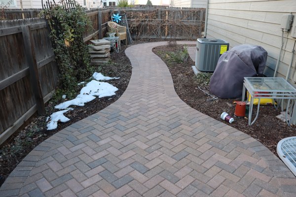 THE LITTLE GUY PAVERS - 75 Photos & 18 Reviews - 7100 North Broadway ...