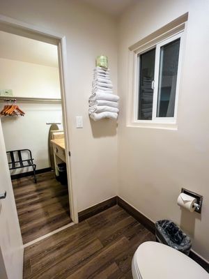 ALPINE INN - Updated December 2025 - 119 Photos & 170 Reviews - 715 W ...