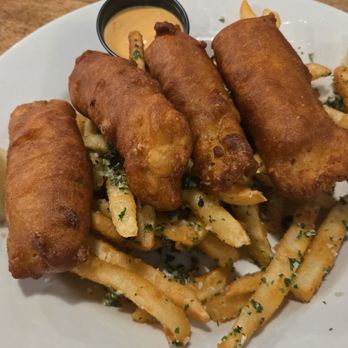 HEADQUARTERS BAR & EATERY - Updated September 2025 - 221 Photos & 99 ...