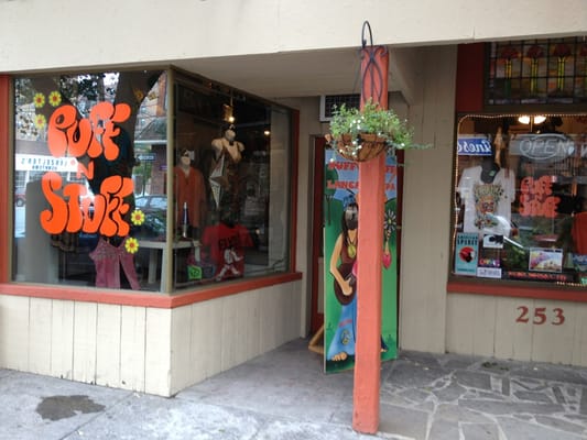 PUFF ‘N STUFF - Updated October 2025 - 10 Reviews - 121 E Chestnut St ...