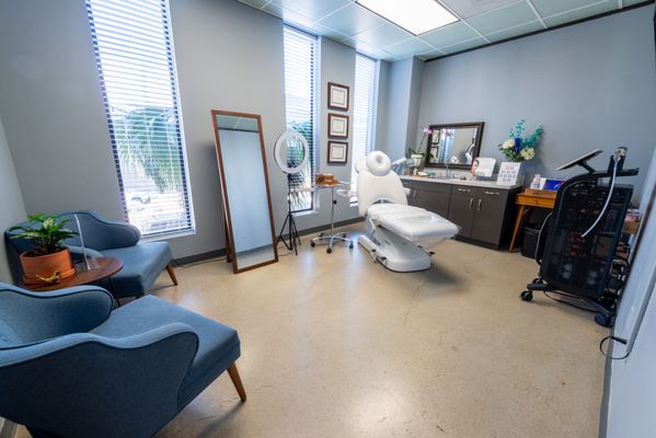 Z MED CLINIC - Updated December 2025 - 48 Photos & 26 Reviews - 4101 ...