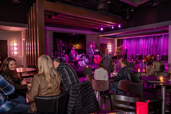 THE FORUM LOUNGE - Updated November 2024 - 78 Photos & 64 Reviews ...