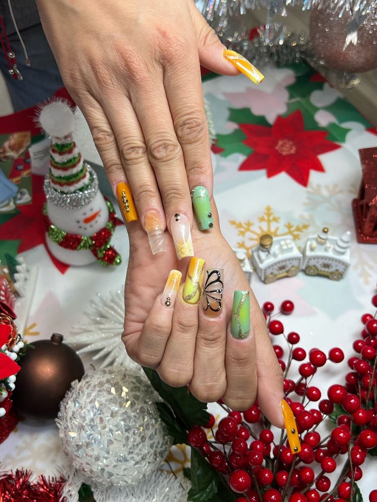 DOUBLE OO NAILS & SPA - 1108 Photos & 704 Reviews - 80 W Grand Blvd ...