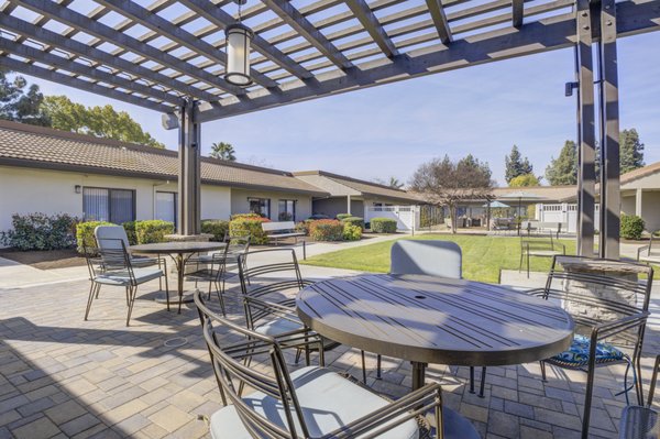 PARK VISALIA ASSISTED LIVING & MEMORY CARE - Updated December 2025 - 32 ...