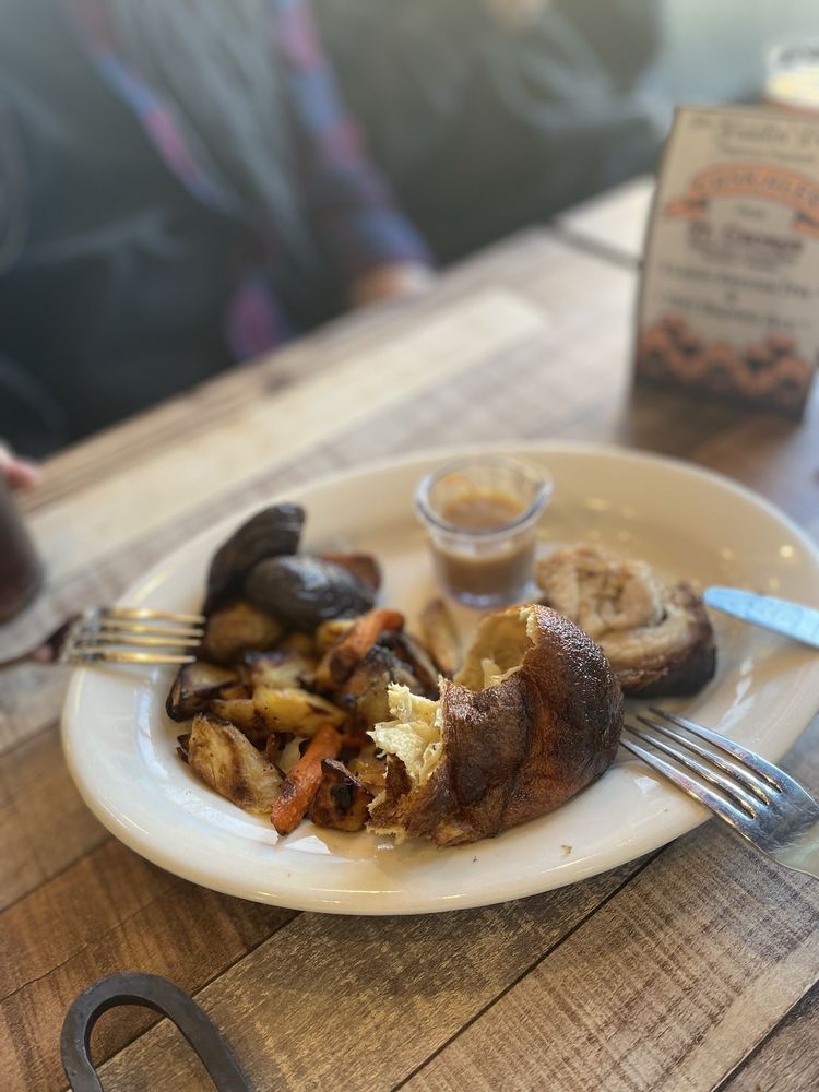 THE FIDDLIN PIG - Updated July 2025 - 78 Photos & 36 Reviews - 100 Main ...