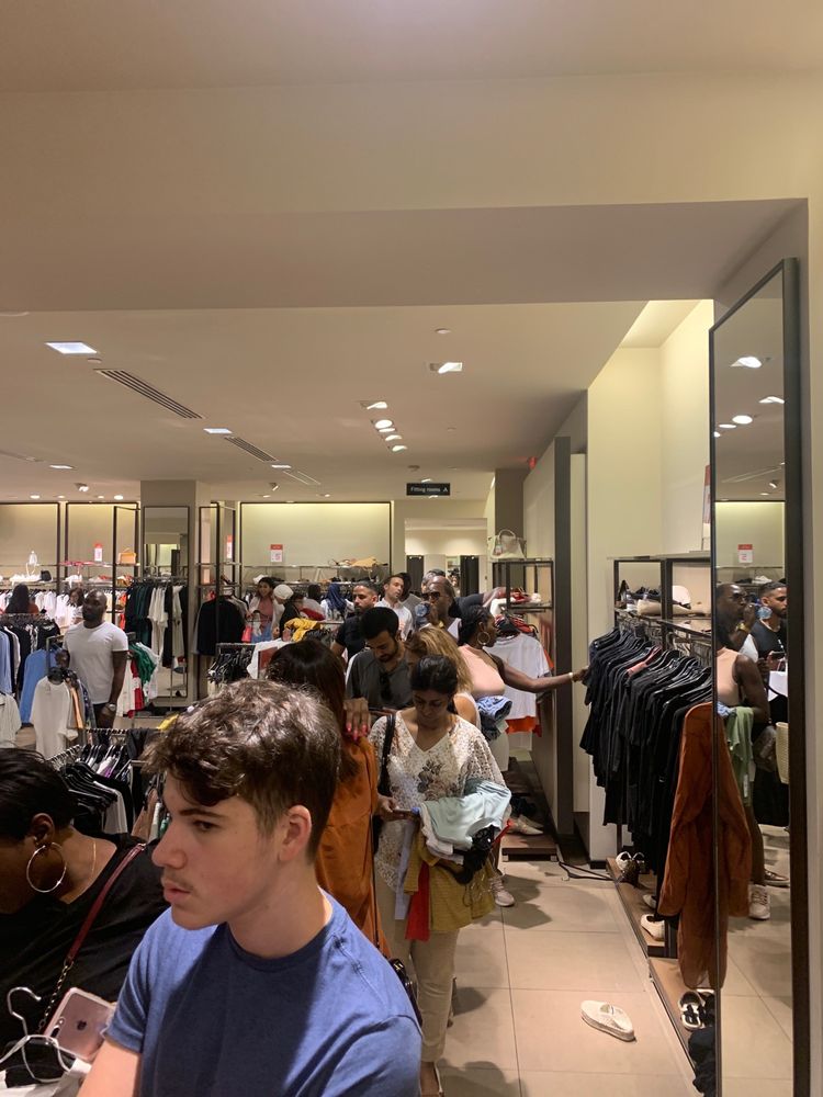 ZARA - 26 Photos & 71 Reviews - 4400 Ashford Dunwoody Rd, Atlanta ...