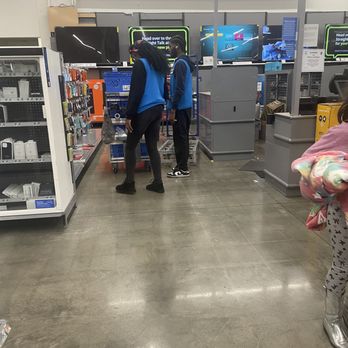 WALMART SUPERCENTER - Updated December 2025 - 24 Photos & 35 Reviews ...