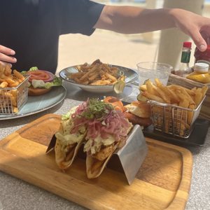 THE NAUTI MERMAID DOCKSIDE BAR & GRILL - 126 Photos & 114 Reviews ...