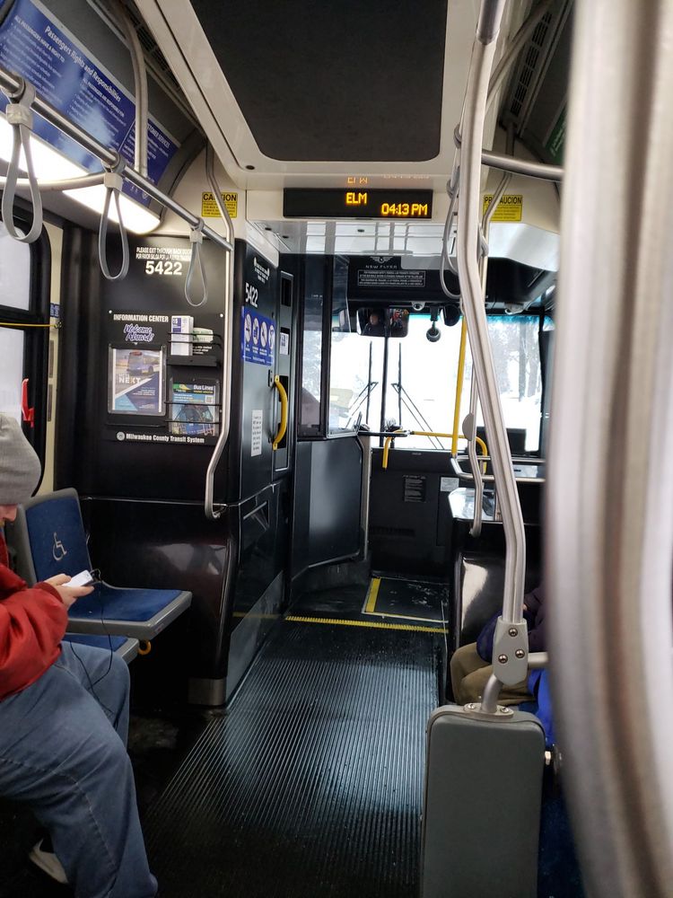 MCTS BUS - Updated August 2025 - 10 Photos - Sherman, Milwaukee ...