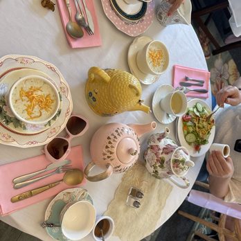 BELLA’S TEA ROOM - Updated December 2025 - 53 Photos & 16 Reviews - 421 ...