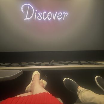 PARAGON THEATERS FENTON - Updated December 2024 - 146 Photos & 79 ...