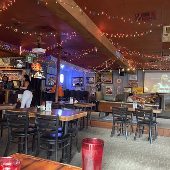 DAMAN’S BAR AND GRILL - Updated December 2025 - 59 Photos & 141 Reviews ...