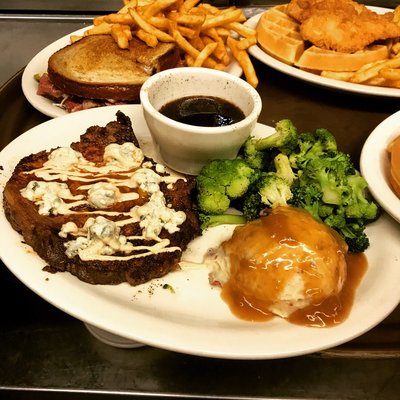 THE CHICKEN OR THE EGG - 763 Photos & 1154 Reviews - 207 N Bay Ave ...