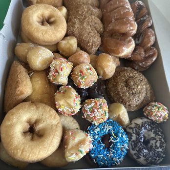 MISS DONUTS - Updated November 2025 - 102 Photos & 162 Reviews - 420 N ...