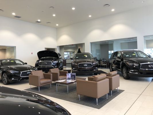 INFINITI OF CINCINNATI - Updated May 2026 - 30 Reviews - 9857 Kings ...