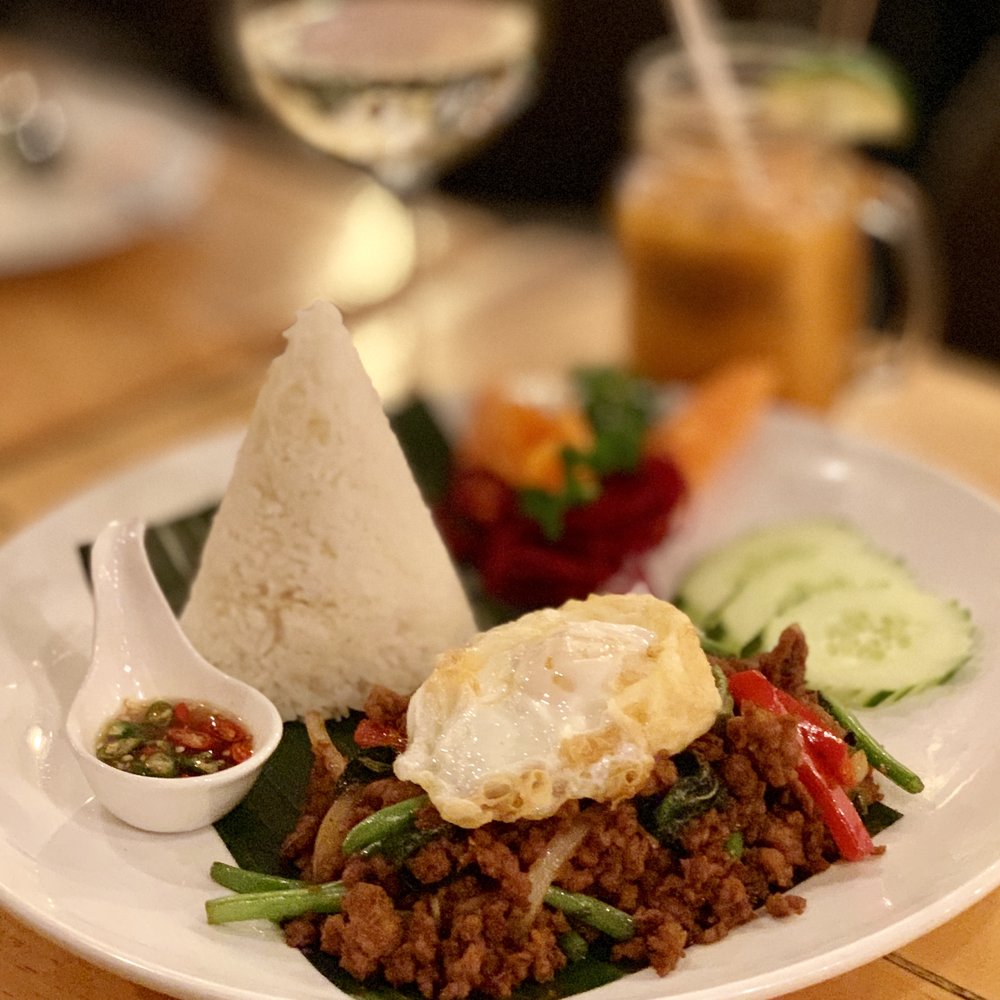 IMM THAI KITCHEN - 487 Photos & 146 Reviews - 651 College Street ...