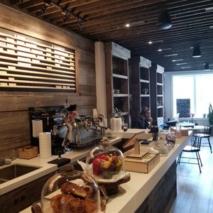 ONE SPRING COFFEE SHOP - 68 Photos & 44 Reviews - 8 Jackson Ave ...