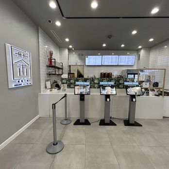 MOGE TEE TYSONS CORNER - Updated August 2024 - 284 Photos & 134 Reviews ...