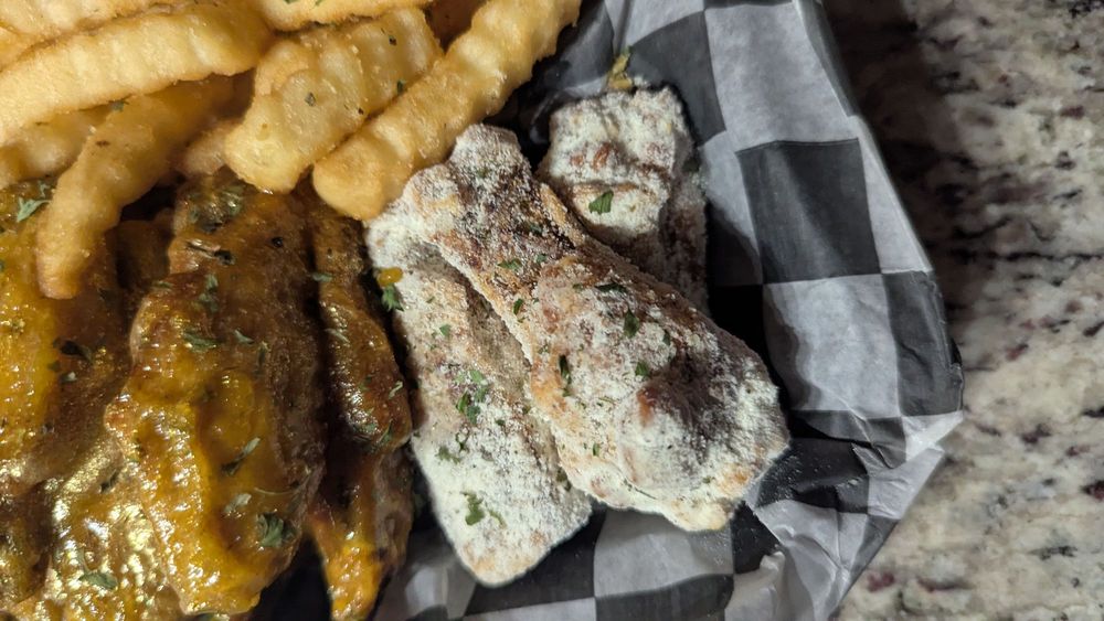 TRAP WINGZ ATL - Updated April 2025 - 57 Photos & 35 Reviews - 3004 ...