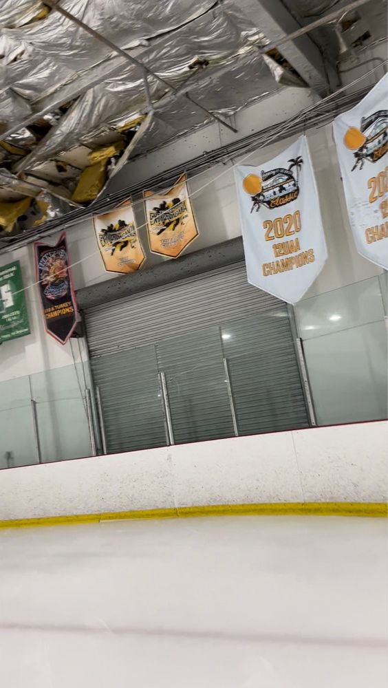 THE RINKS - KHS ICE - 31 Photos & 115 Reviews - 1000 E Cerritos Ave ...