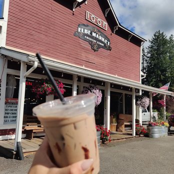 ELBE MARKET COUNTRY STORE - Updated November 2025 - 30 Photos & 21 ...