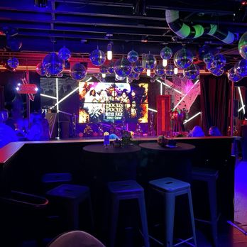 STRUT BAR & CLUB - Updated January 2025 - 180 Photos & 246 Reviews ...