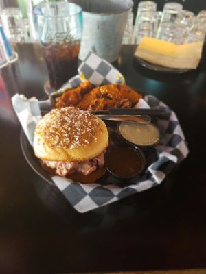 DUFF’S FAMOUS WINGS - 161 Photos & 217 Reviews - 3090 Orchard Park Rd ...