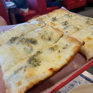 SIZZLE PI - Updated December 2024 - 26 Photos & 43 Reviews - 366 Pierce ...