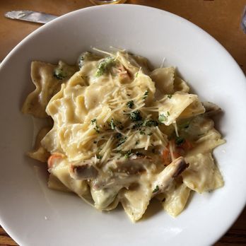 E.G. NICK’S GRILL & TAVERN - Updated February 2025 - 76 Photos & 116 ...