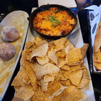 CHELSEA CORNER - 670 Photos & 531 Reviews - 4830 Mckinney Ave, Dallas ...