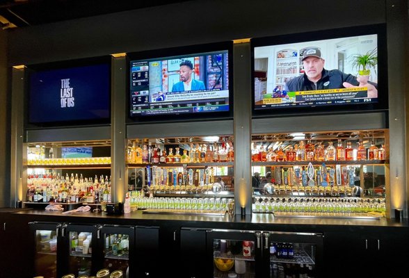 30HOP - 24 Photos & 30 Reviews - 1615 SW Main St, Ankeny, Iowa ...