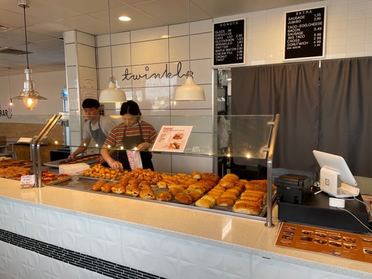 TWINKLE DONUTS - Updated January 2026 - 297 Photos & 176 Reviews - 5401 ...