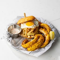 DEE’S TABLE BURGERS & MORE - Updated July 2025 - 31 Photos & 31 Reviews ...