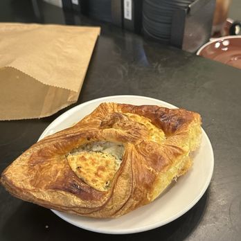 COMET COFFEE - Updated October 2025 - 224 Photos & 306 Reviews - 16 ...