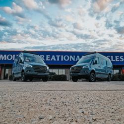 MOIX RV SUPERCENTER - 11 Reviews - Trailer Dealers - 1213 Collier Dr ...