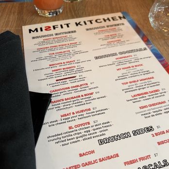 MISFIT KITCHEN - Updated December 2025 - 147 Photos & 79 Reviews - 111 ...