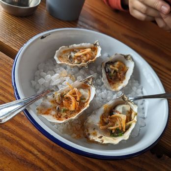 HANDLINE - Updated October 2024 - 582 Photos & 696 Reviews - 935 ...