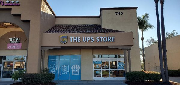 THE UPS STORE - Updated December 2025 - 24 Photos & 23 Reviews - 740 ...