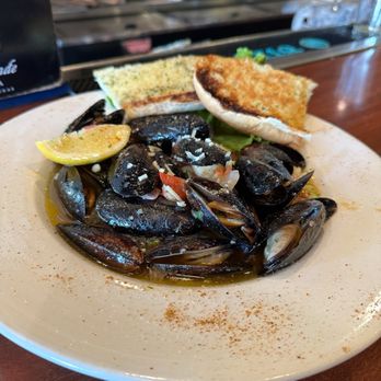 CROAKER’S SPOT - Updated January 2026 - 1036 Photos & 937 Reviews ...