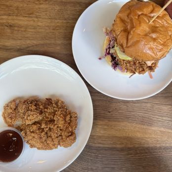 JOJO - Updated January 2026 - 490 Photos & 315 Reviews - 902 NW 13th ...