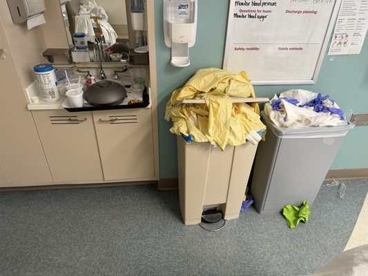 IU HEALTH UNIVERSITY HOSPITAL - Updated December 2025 - 28 Photos & 61 ...