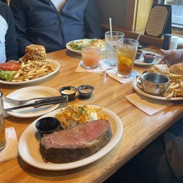 J PETERS GRILL & BAR - Updated July 2025 - 39 Photos & 100 Reviews ...