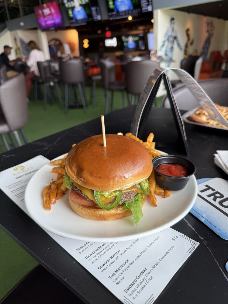 GOATS ARENA SPORTS BAR - Updated August 2025 - 60 Photos & 79 Reviews ...